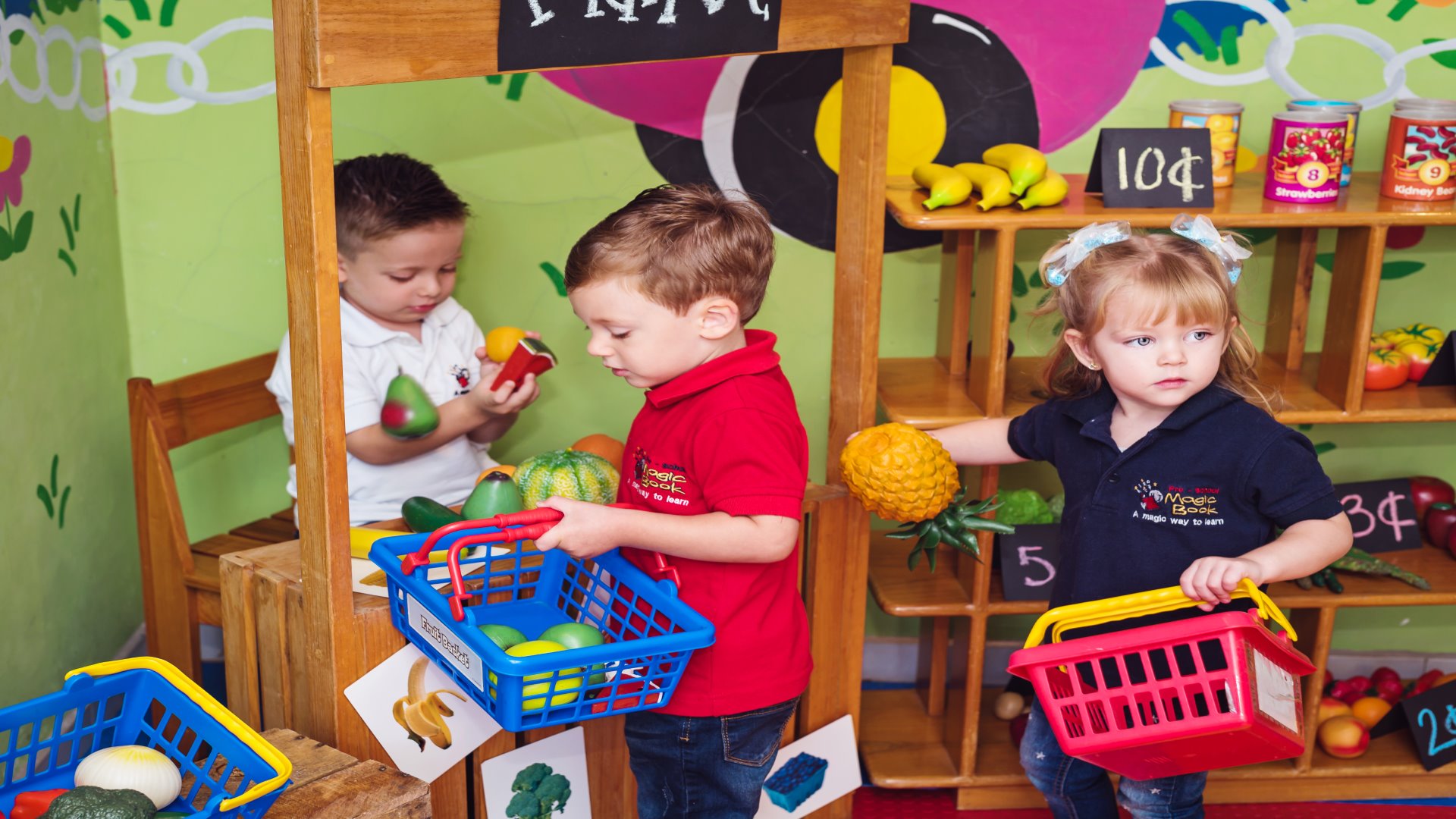 Nosotros - PreSchool Magic Book